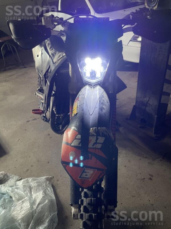 KTM 250 EXC-F 2009 in Jelgava, with an engine capacity of 0.25 L and mileage of 0 thousand km for 2650 €, photo 3 on AUTOMOTO.COM.LV