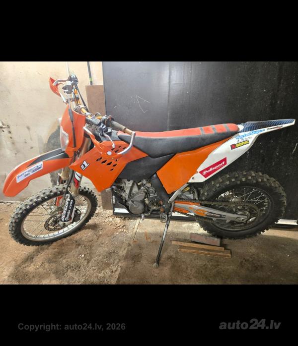 KTM 250 EXC-F 2010 Tallina, ar dzinēja tilpumu 0.25 L un nobraukumu 0 tūkst. km par 2500 €, foto 1 vietnē AUTOMOTO.COM.LV