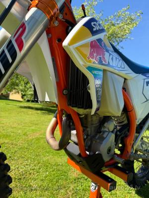 KTM 250 EXC-F 2022 Tallina, ar dzinēja tilpumu 0.25 L un nobraukumu 45 tūkst. km par 7990 €, foto 10 vietnē AUTOMOTO.COM.LV