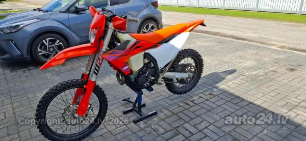 Orange KTM 250 EXC-F 2024 in Tallinn, with an engine capacity of 0.25 L and mileage of 7 thousand km for 6990 €, photo 3 on AUTOMOTO.COM.LV