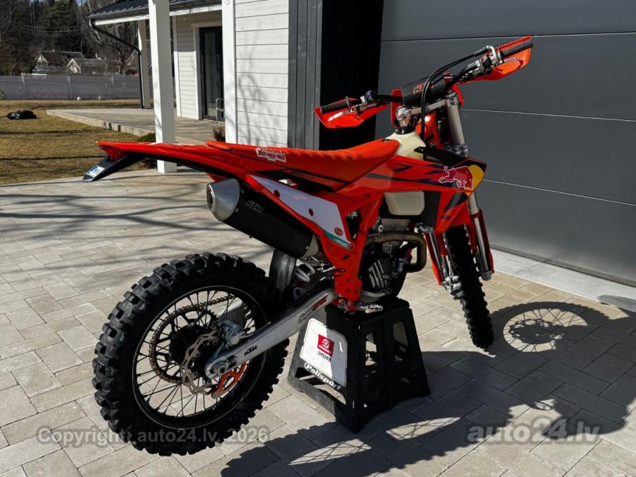 Orange KTM 250 EXC-F 2025 in Saku, with an engine capacity of 0.25 L and mileage of 82 thousand km for 6899 €, photo 6 on AUTOMOTO.COM.LV