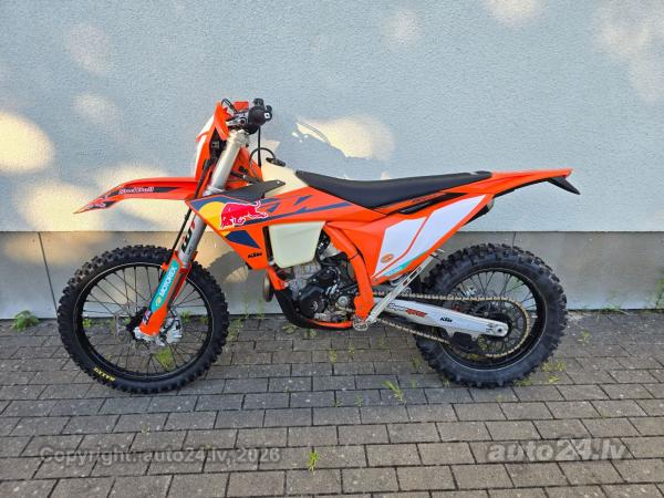 Orange KTM 250 EXC-F 2025 in Keila, with an engine capacity of 0.25 L and mileage of 89 thousand km for 7500 €, photo 4 on AUTOMOTO.COM.LV