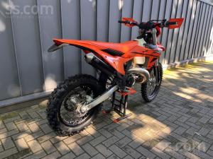 KTM 250 EXC 2025 in Riga, with an engine capacity of 0.25 L and mileage of 0 thousand km for 9800 €, photo 3 on AUTOMOTO.COM.LV