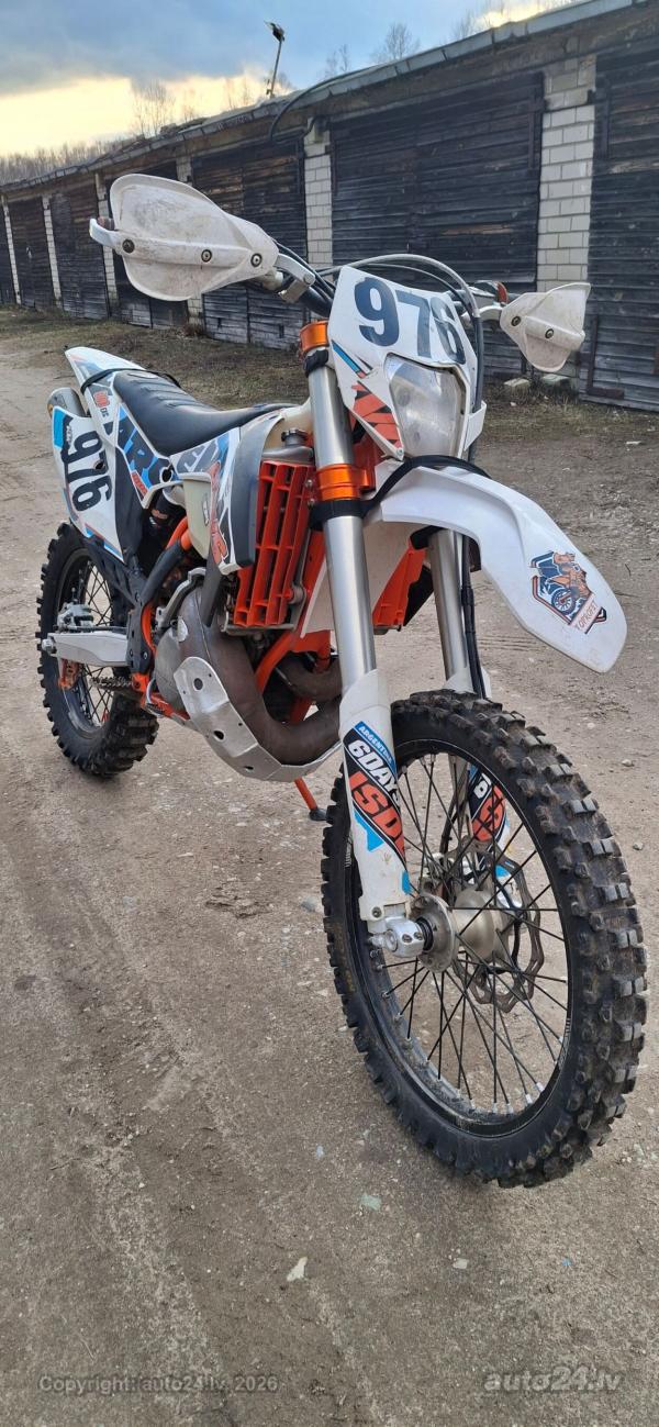 White KTM 250 EXC 2015 in Voru, with an engine capacity of 0.25 L and mileage of 0 thousand km for 3000 €, photo 2 on AUTOMOTO.COM.LV