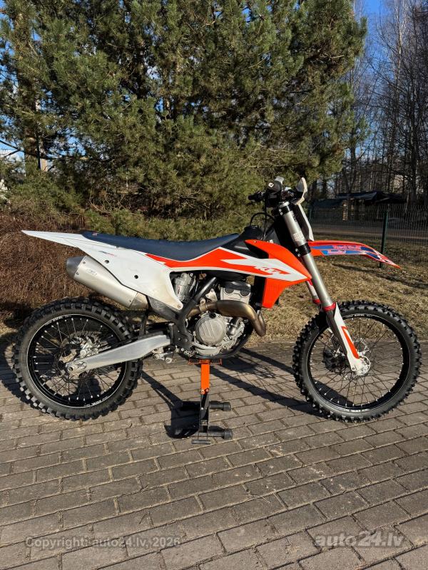 Melns KTM 250 SX-F 2020 Valga, ar dzinēja tilpumu 0.25 L un nobraukumu 156 tūkst. km par 4199 €, foto 1 vietnē AUTOMOTO.COM.LV