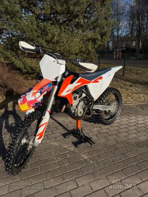 Melns KTM 250 SX-F 2020 Valga, ar dzinēja tilpumu 0.25 L un nobraukumu 156 tūkst. km par 4199 €, foto 6 vietnē AUTOMOTO.COM.LV