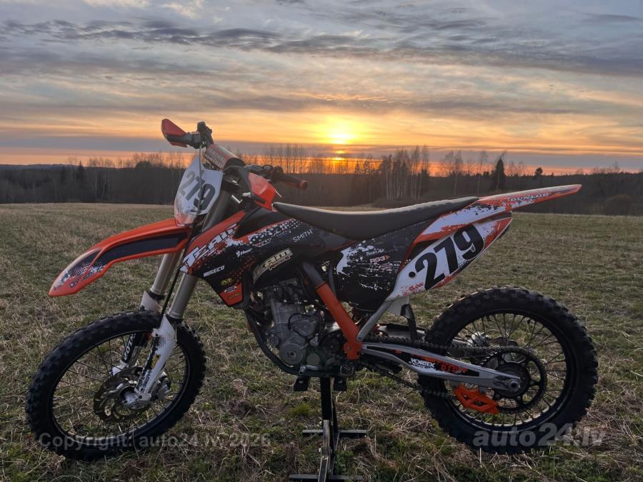 KTM 250 SX-F 2014 in Voru, with an engine capacity of 0.25 L and mileage of 0 thousand km for 2499 €, photo 4 on AUTOMOTO.COM.LV