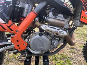 KTM 250 SX-F 2014 in Voru, with an engine capacity of 0.25 L and mileage of 0 thousand km for 2499 €, photo 8 on AUTOMOTO.COM.LV