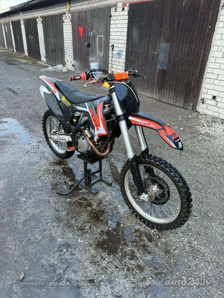 KTM 250 SX-F 2015 in Parnu, with an engine capacity of 0.25 L and mileage of 0 thousand km for 3000 €, photo 2 on AUTOMOTO.COM.LV