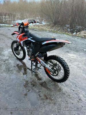 KTM 250 SX-F 2015 Pērnava, ar dzinēja tilpumu 0.25 L un nobraukumu 0 tūkst. km par 3000 €, foto 4 vietnē AUTOMOTO.COM.LV
