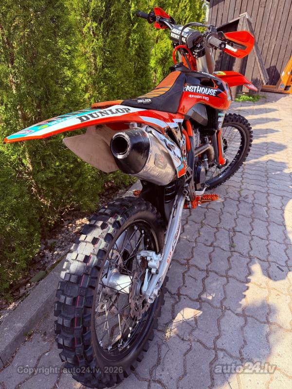 KTM 250 SX-F 2015 in Tartu, with an engine capacity of 0.00 L and mileage of 0 thousand km for 2850 €, photo 5 on AUTOMOTO.COM.LV