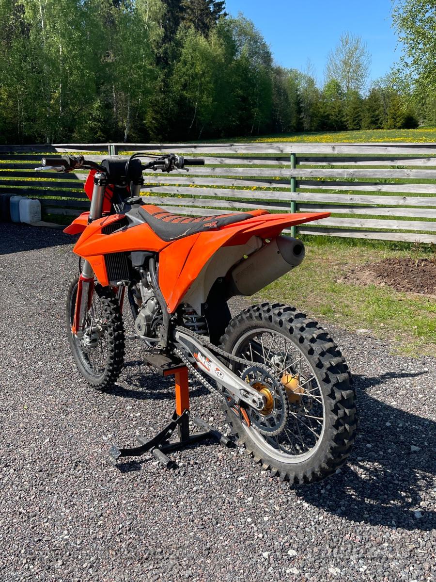 KTM 250 SX-F 2021 in Tallinn, with an engine capacity of 0.25 L and mileage of 156 thousand km for 3500 €, photo 4 on AUTOMOTO.COM.LV