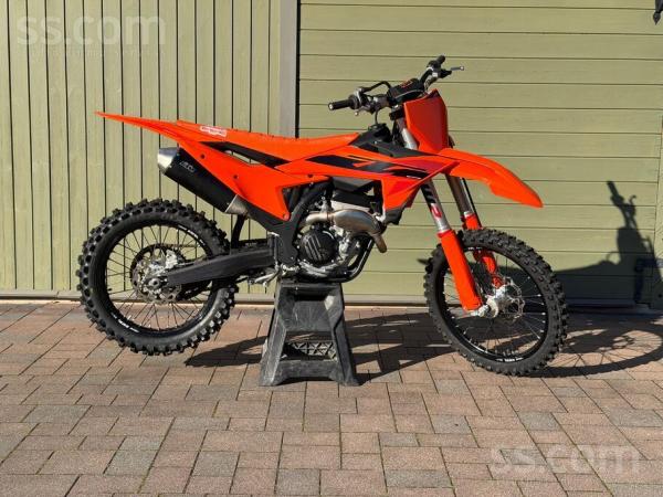 KTM 250 SX-F 2025 in Riga, with an engine capacity of 0.25 L and mileage of 0 thousand km for 6900 €, photo 2 on AUTOMOTO.COM.LV