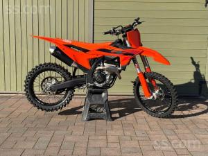 KTM 250 SX-F 2025 Rīga, ar dzinēja tilpumu 0.25 L un nobraukumu 0 tūkst. km par 6900 €, foto 3 vietnē AUTOMOTO.COM.LV