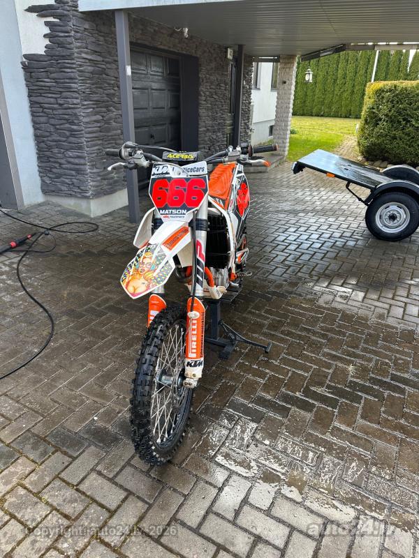 Orange KTM 250 SX-F 2018 in Viljandi, with an engine capacity of 0.25 L and mileage of 128 thousand km for 3799 €, photo 5 on AUTOMOTO.COM.LV