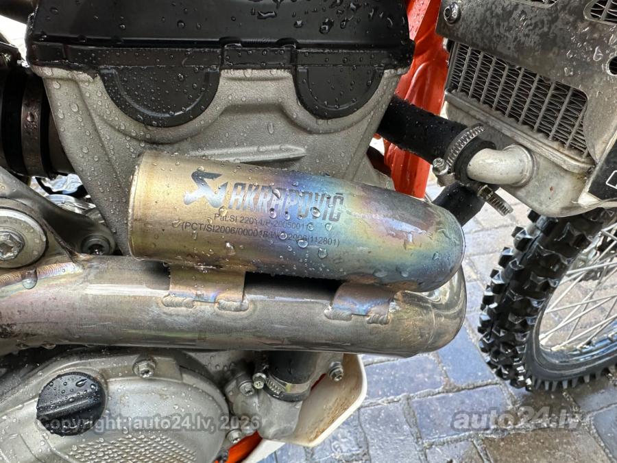 Orange KTM 250 SX-F 2018 in Viljandi, with an engine capacity of 0.25 L and mileage of 128 thousand km for 3799 €, photo 12 on AUTOMOTO.COM.LV
