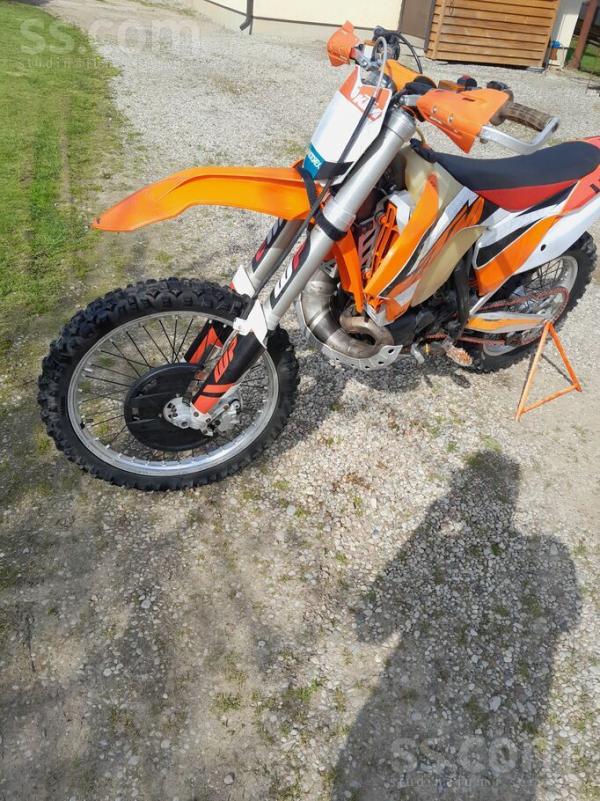 KTM 300 EXC 2014 in Kuldiga, with an engine capacity of 0.29 L and mileage of 0 thousand km for 3050 €, photo 3 on AUTOMOTO.COM.LV