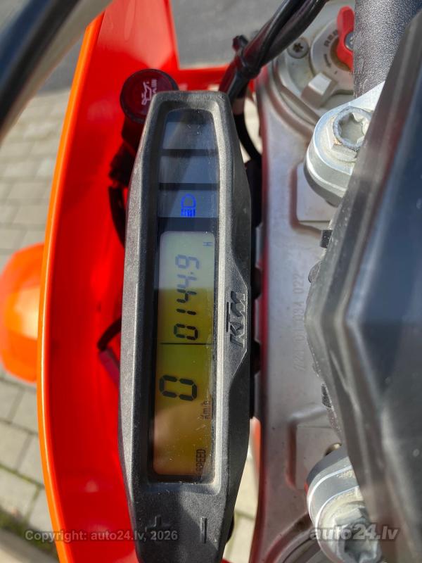 KTM 300 EXC 2020 Tallina vietnē KTM 300 EXC 2020 Tallina, ar dzinēja tilpumu 0.30 L un nobraukumu 4 tūkst. km par 5900 €, foto 8 vietnē AUTOMOTO.COM.LV
