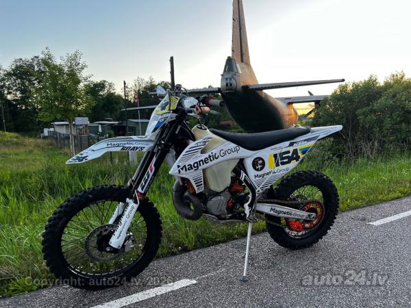 KTM 300 EXC 2022 in Tallinn, with an engine capacity of 0.30 L and mileage of 2 thousand km for 8200 €, photo 1 on AUTOMOTO.COM.LV