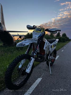 KTM 300 EXC 2022 in Tallinn, with an engine capacity of 0.30 L and mileage of 2 thousand km for 8200 €, photo 3 on AUTOMOTO.COM.LV