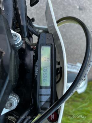 KTM 300 EXC 2022 in Tallinn, with an engine capacity of 0.30 L and mileage of 2 thousand km for 8200 €, photo 8 on AUTOMOTO.COM.LV