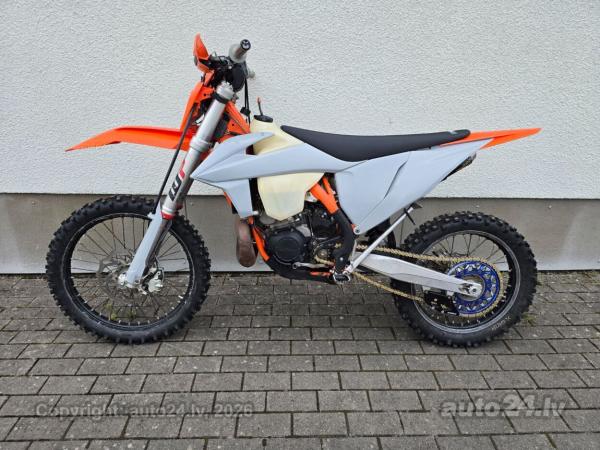 Oranžs KTM 300 EXC 2022 Keila, ar dzinēja tilpumu 0.30 L un nobraukumu 213 tūkst. km par 5800 €, foto 2 vietnē AUTOMOTO.COM.LV