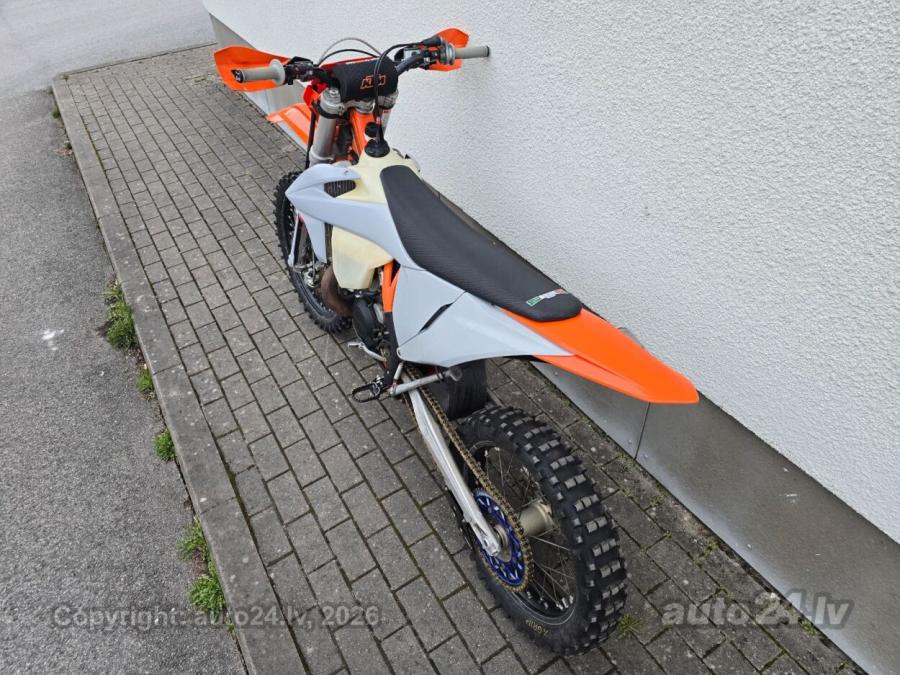 Oranžs KTM 300 EXC 2022 Keila, ar dzinēja tilpumu 0.30 L un nobraukumu 213 tūkst. km par 5800 €, foto 5 vietnē AUTOMOTO.COM.LV
