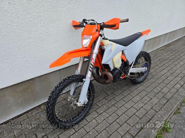 Oranžs KTM 300 EXC 2022 Keila, ar dzinēja tilpumu 0.30 L un nobraukumu 213 tūkst. km par 5800 €, foto 5 vietnē AUTOMOTO.COM.LV