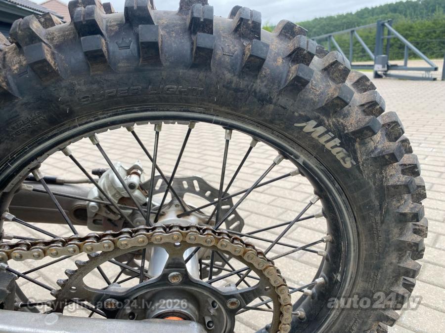 KTM 350 EXC-F 2015 in Tartu, with an engine capacity of 0.35 L and mileage of 4 thousand km for 4000 €, photo 6 on AUTOMOTO.COM.LV