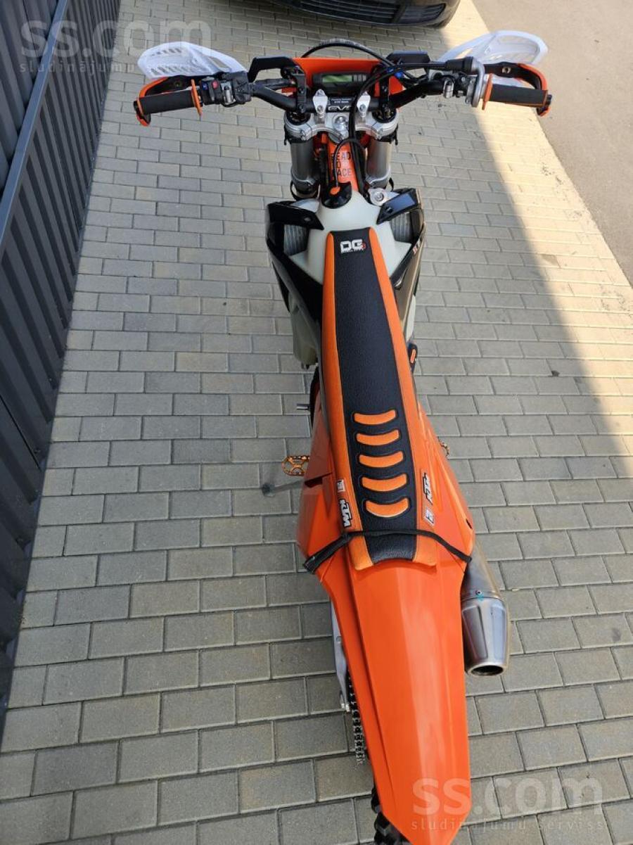 KTM 350 EXC-F 2018 Rīga, ar dzinēja tilpumu 0.35 L un nobraukumu 0 tūkst. km par 4990 €, foto 8 vietnē AUTOMOTO.COM.LV