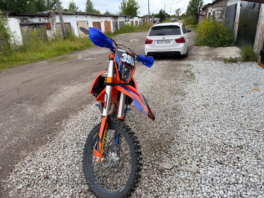 KTM 350 EXC-F 2018 Jehvi, ar dzinēja tilpumu 0.35 L un nobraukumu 0 tūkst. km par 3890 €, foto 8 vietnē AUTOMOTO.COM.LV