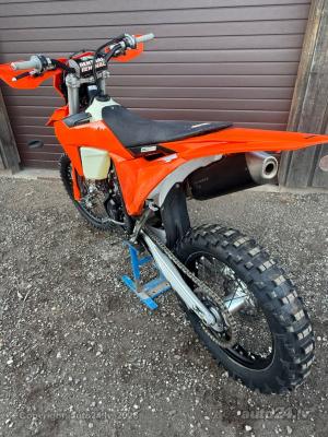 KTM 350 EXC-F 2025 Tallina, ar dzinēja tilpumu 0.00 L un nobraukumu 0 tūkst. km par 7300 €, foto 5 vietnē AUTOMOTO.COM.LV