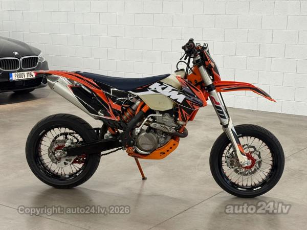 Oranžs KTM 350 EXC-F 2016 Tallina, ar dzinēja tilpumu 0.35 L un nobraukumu 6 tūkst. km par 4890 €, foto 1 vietnē AUTOMOTO.COM.LV