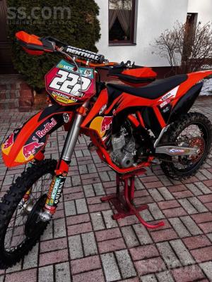 KTM 350 SX-F 2011 Rīga, ar dzinēja tilpumu 0.35 L un nobraukumu 0 tūkst. km par 4150 €, foto  vietnē AUTOMOTO.COM.LV