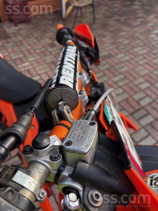 KTM 350 SX-F 2011 in Riga, with an engine capacity of 0.35 L and mileage of 0 thousand km for 4150 €, photo 8 on AUTOMOTO.COM.LV