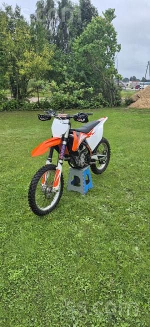 KTM 350 SX-F 2017 in Saldus, with an engine capacity of 0.35 L and mileage of 0 thousand km for 2700 €, photo 3 on AUTOMOTO.COM.LV