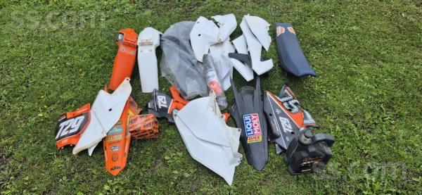 KTM 350 SX-F 2017 in Saldus, with an engine capacity of 0.35 L and mileage of 0 thousand km for 2700 €, photo 6 on AUTOMOTO.COM.LV