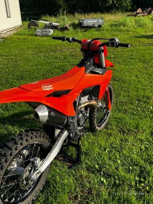 KTM 350 SX-F 2024 in Tallinn, with an engine capacity of 0.35 L and mileage of 0 thousand km for 6900 €, photo 8 on AUTOMOTO.COM.LV