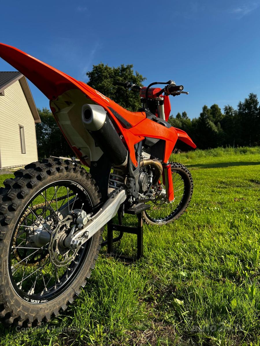 KTM 350 SX-F 2024 in Tallinn, with an engine capacity of 0.35 L and mileage of 0 thousand km for 6900 €, photo 9 on AUTOMOTO.COM.LV