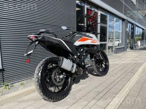 KTM 390 Adventure 2020 in Riga, with an engine capacity of 0.39 L and mileage of 0 thousand km for 3199 €, photo 5 on AUTOMOTO.COM.LV