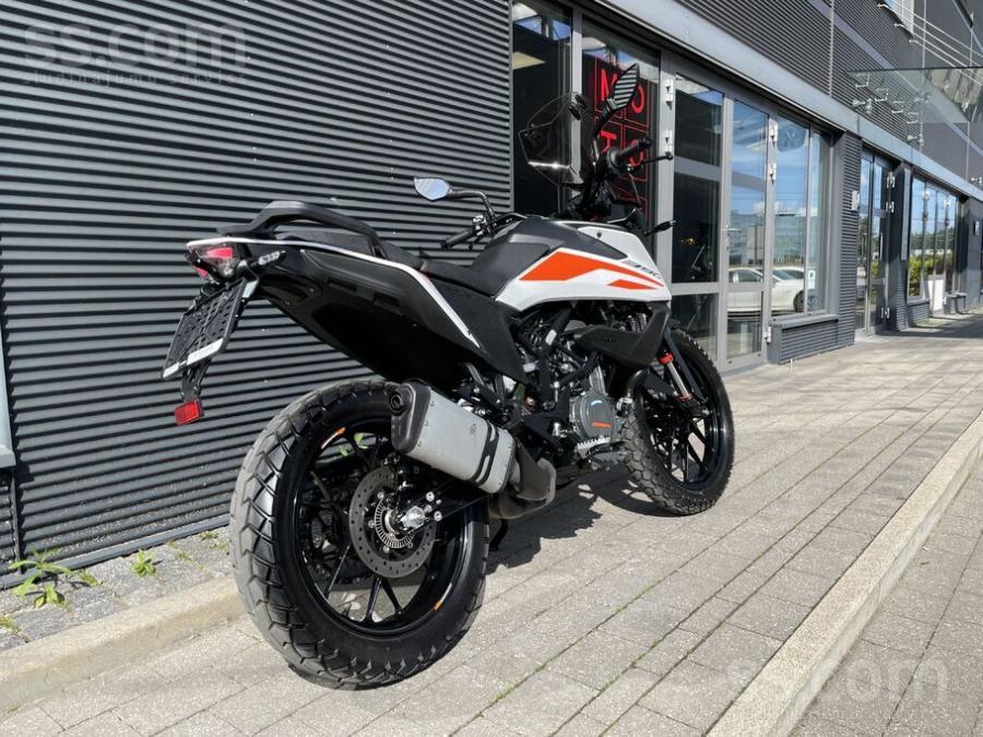 KTM 390 Adventure 2020 in Riga, with an engine capacity of 0.39 L and mileage of 0 thousand km for 3199 €, photo 5 on AUTOMOTO.COM.LV