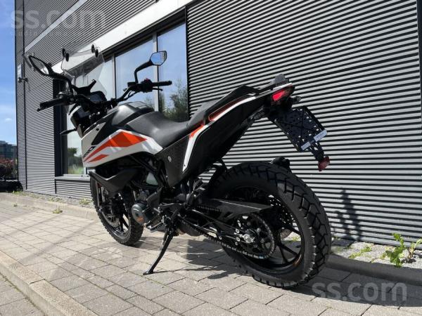 KTM 390 Adventure 2020 Rīga, ar dzinēja tilpumu 0.39 L un nobraukumu 0 tūkst. km par 3199 €, foto 4 vietnē AUTOMOTO.COM.LV