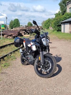 KTM 390 Adventure 2022 Liepāja, ar dzinēja tilpumu 0.39 L un nobraukumu 0 tūkst. km par 4500 €, foto  vietnē AUTOMOTO.COM.LV