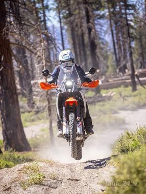 KTM 390 Adventure 2026 Tartu, ar dzinēja tilpumu 0.40 L un nobraukumu 1 tūkst. km par 7200 €, foto 6 vietnē AUTOMOTO.COM.LV