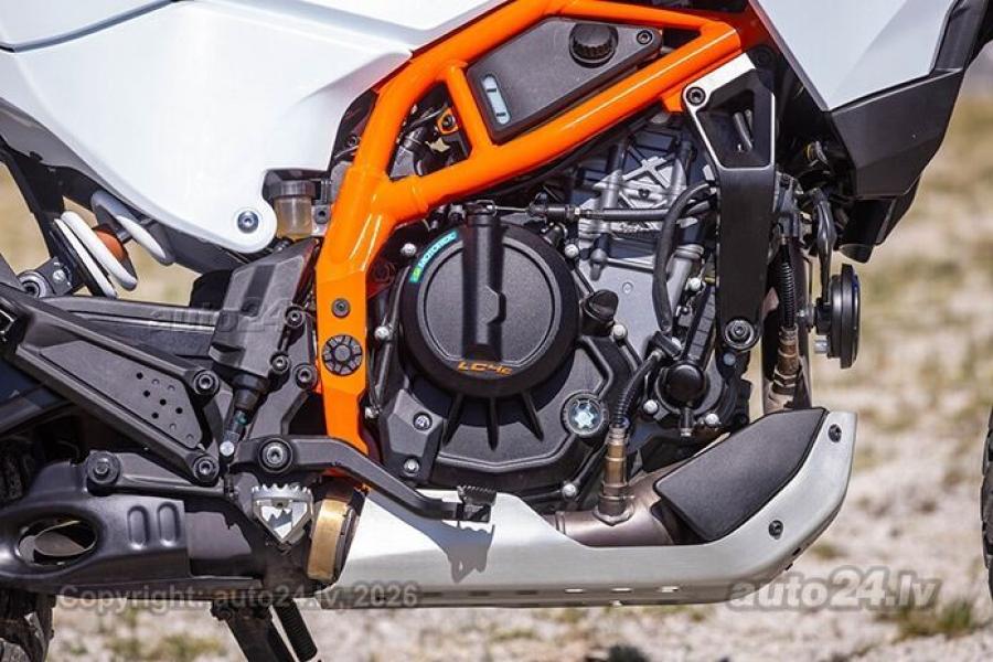 KTM 390 Adventure 2026 Tartu, ar dzinēja tilpumu 0.40 L un nobraukumu 1 tūkst. km par 7200 €, foto 10 vietnē AUTOMOTO.COM.LV