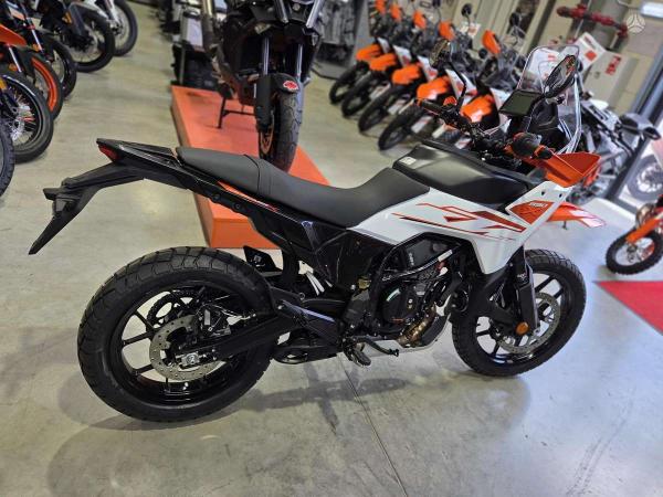KTM 390 Adventure 2026 in Vilnius, with an engine capacity of 0.40 L and mileage of 0 thousand km for 5280 €, photo 3 on AUTOMOTO.COM.LV