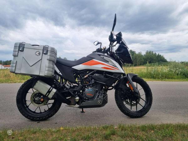 Белый КТМ 390 Adventure 2020 в Вильнюс, объемом двигателя 0.37 л и пробегом 29 тыс. км за 4200 €, фото 1 на AUTOMOTO.COM.LV
