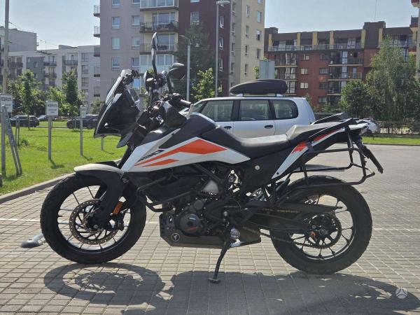 Белый КТМ 390 Adventure 2020 в Вильнюс, объемом двигателя 0.37 л и пробегом 29 тыс. км за 4200 €, фото 3 на AUTOMOTO.COM.LV
