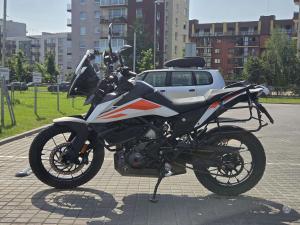 Белый КТМ 390 Adventure 2020 в Вильнюс, объемом двигателя 0.37 л и пробегом 29 тыс. км за 4200 €, фото 4 на AUTOMOTO.COM.LV