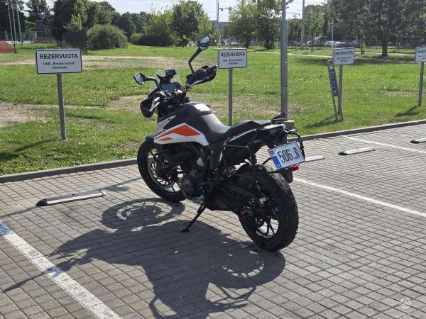 Белый КТМ 390 Adventure 2020 в Вильнюс, объемом двигателя 0.37 л и пробегом 29 тыс. км за 4200 €, фото 7 на AUTOMOTO.COM.LV